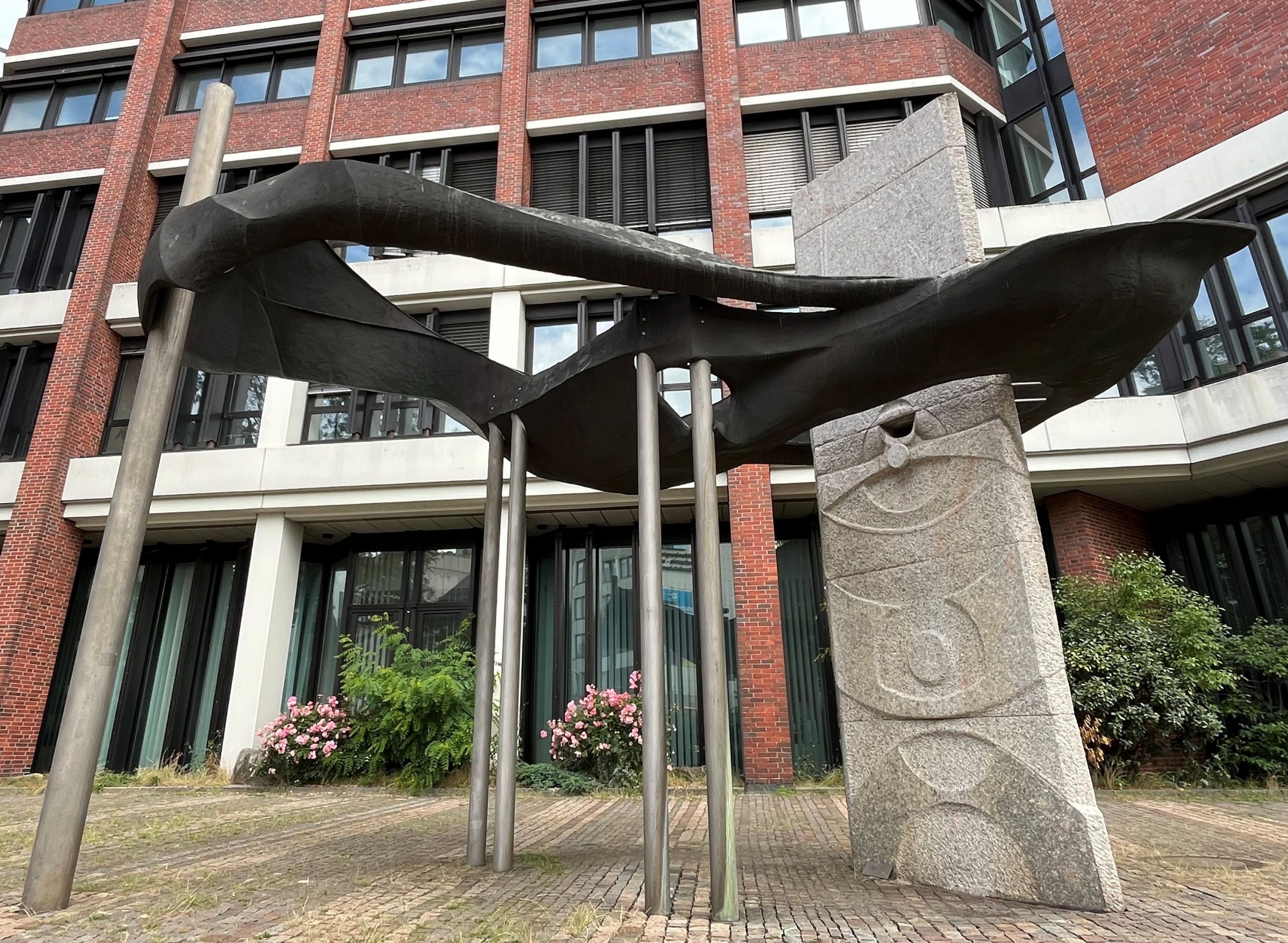 Skulptur an der Moslestraße erstrahlt in neuem Glanz - HunteWeserNews.de